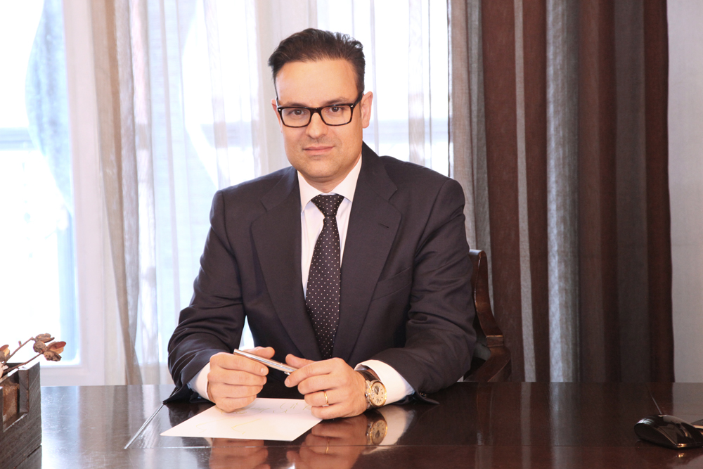 Mamas tuberosas, el doctor Emilio Moreno explica cómo operarlas ...