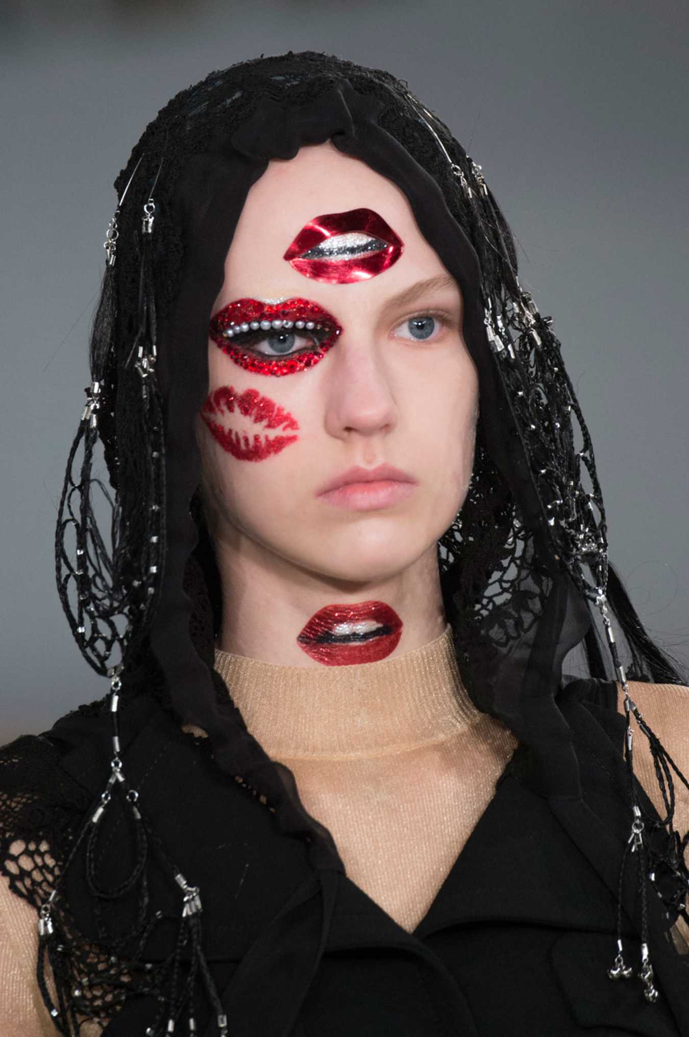 5 trucos profesionales para dar con tu rojo de labios ideal | BellezaPura